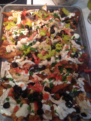 Italian Nachos With Freaking Amazing Alfredo Sauce - cloverlaneblog.com