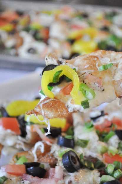 Italian Nachos With Freaking Amazing Alfredo Sauce - cloverlaneblog.com