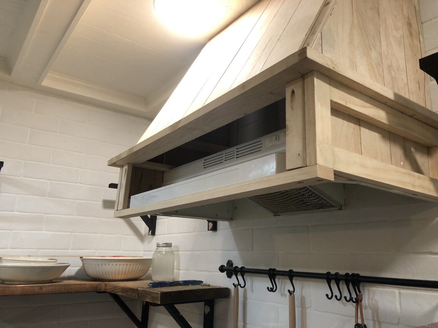 DIY Range Hood around an old fan - Clover Lane